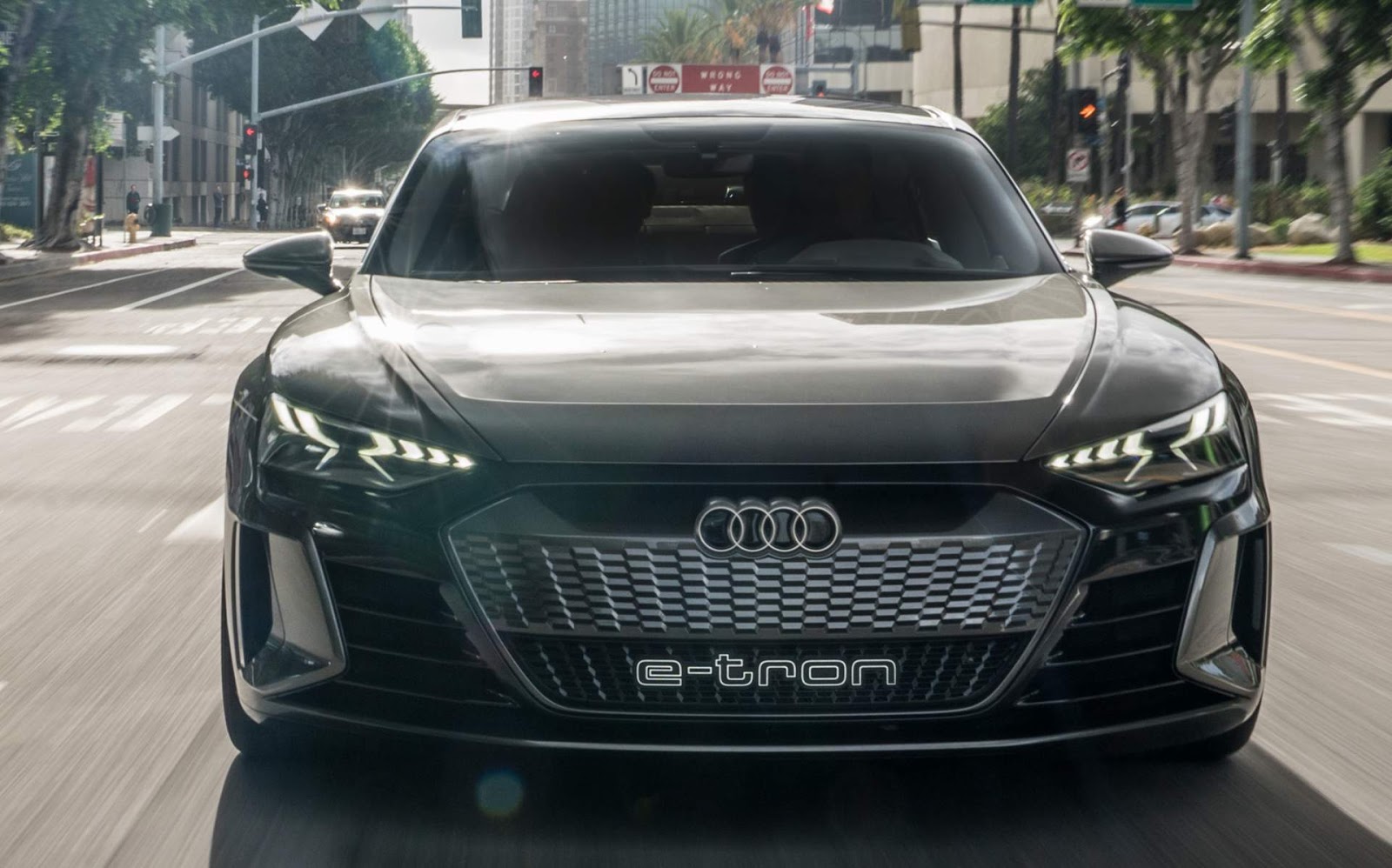 Tony Stark confirma o Audi e-tron GT em Vingadores 4