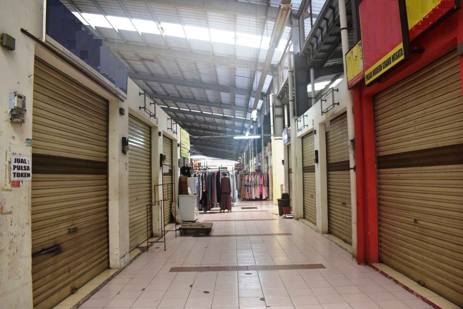 Dijual Kios Siap Usaha di Pasar Modern Grand Wisata Bekasi