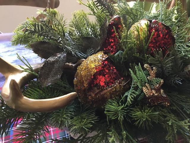 The Uptown Acorn: Heaux. Heaux. Heaux. {Dining Room}