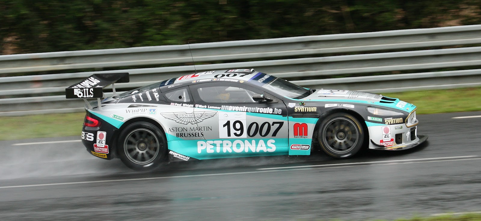 Barwell cars put in star performances in Aston Martin Le Mans Festiva l ...