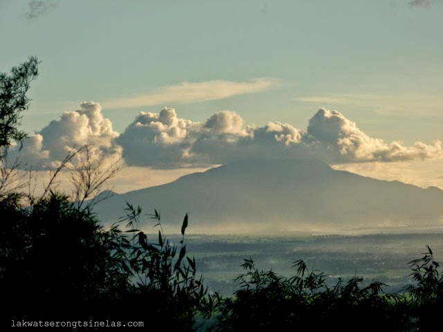 WEEKEND AT CALIRAYA MOUNTAIN LAKE RESORT - Lakwatserong Tsinelas