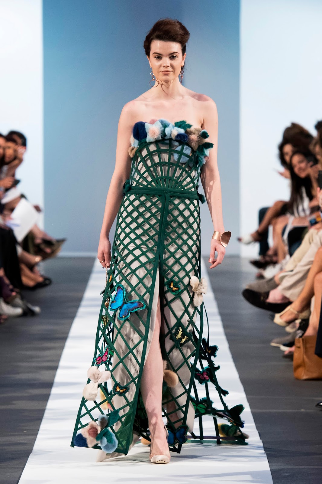 frumpy to funky: LASKARIS Couture Show AW17 at Paris Haute Couture ...