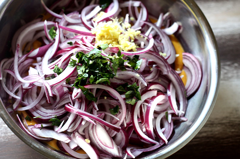 Lemon n Spice: ULLI VADA / KERALA STYLE ONION VADA RECIPE STEP BY STEP