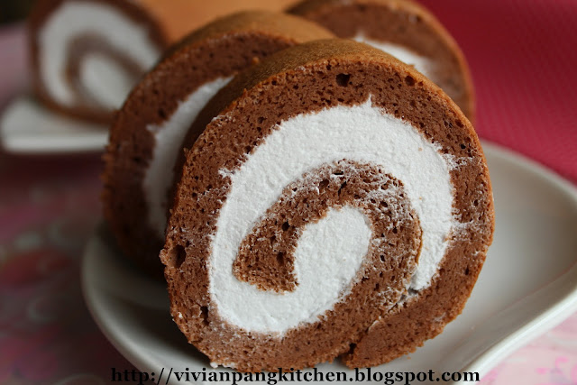 Vivian Pang Kitchen: Chocolate Swiss Roll with Whipped Cream/ Chiffon ...