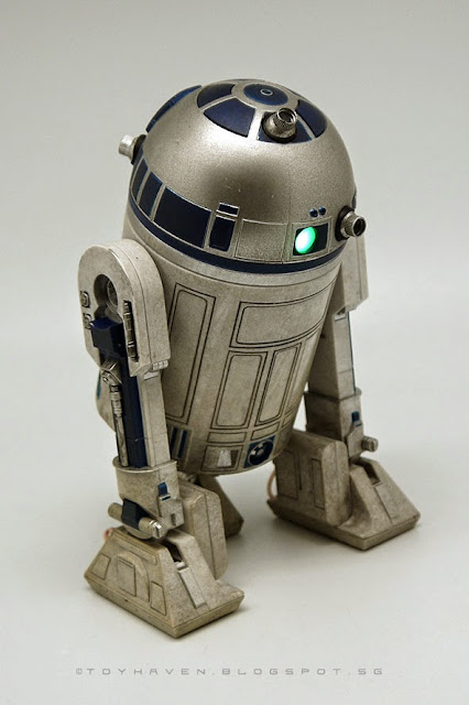 toyhaven: Sideshow Collectibles Star Wars 1/6th Deluxe R2-D2 Figure ...