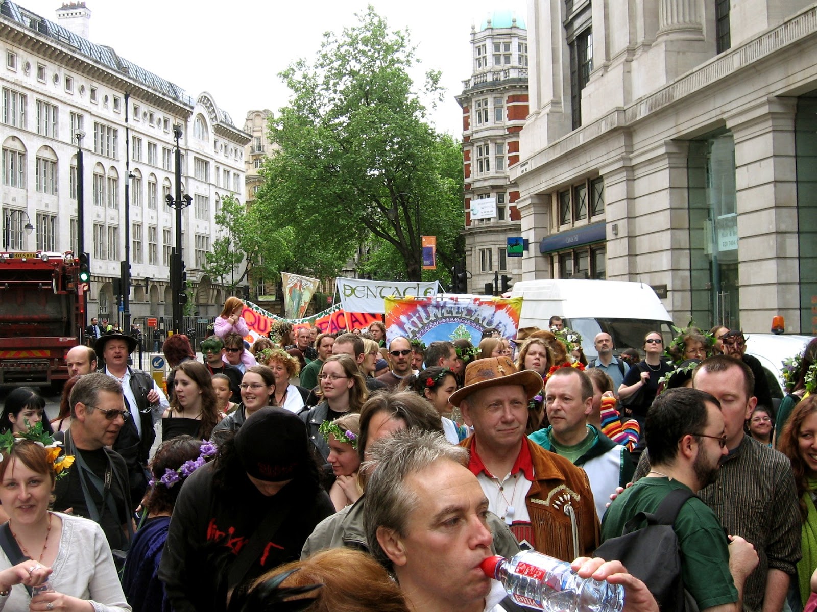 Merry Jackdaw: London Pagan Pride Parade, May 2006