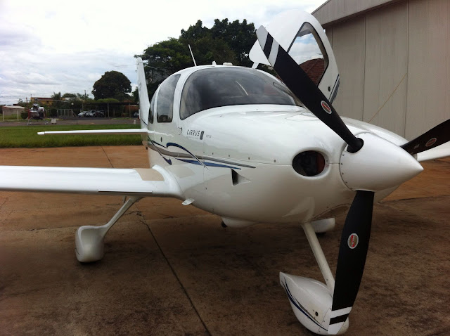 AVIAÇÃO CIVIL - BRASILEIRA: AVIÕES MONOMOTORES CIRRUS AIRCRAFT A VENDA
