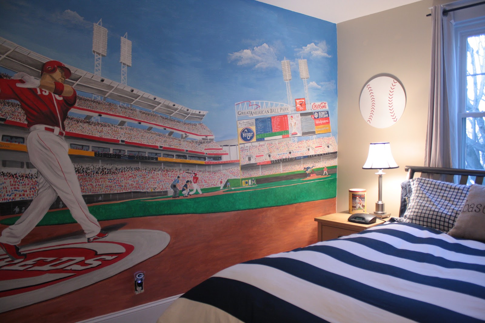 Because Home Should Be Great: Homerun! (baseball room reveal)