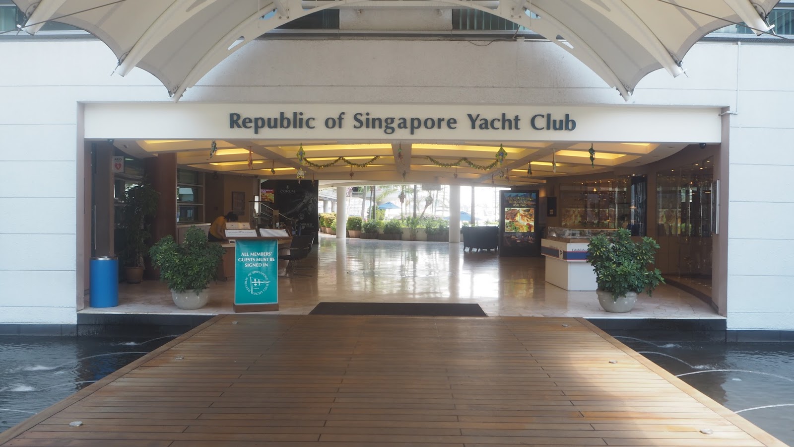 The Bridge Bistro and Beacon Bar - JtheJon