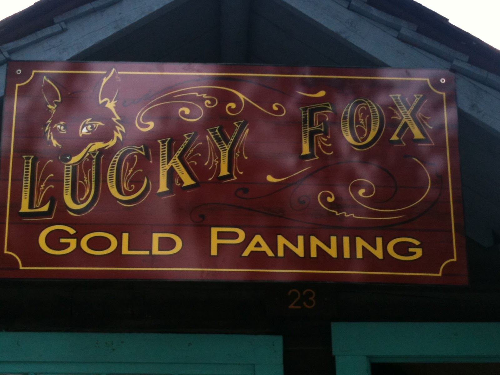 Lucky Fox Gold Panning