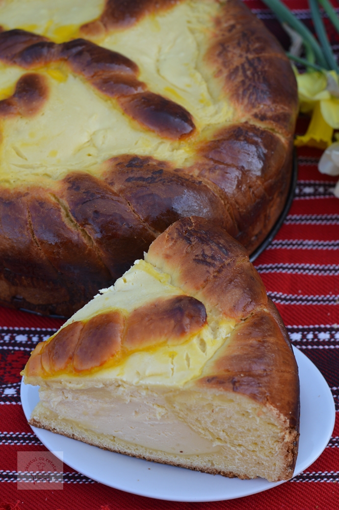 Pasca cu branza de vaci, reteta traditionala - CAIETUL CU RETETE