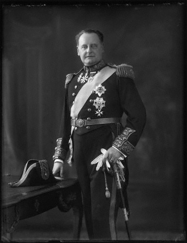 Retratos de la Historia: LORD BEAUCHAMP: un escándalo amordazado -2-