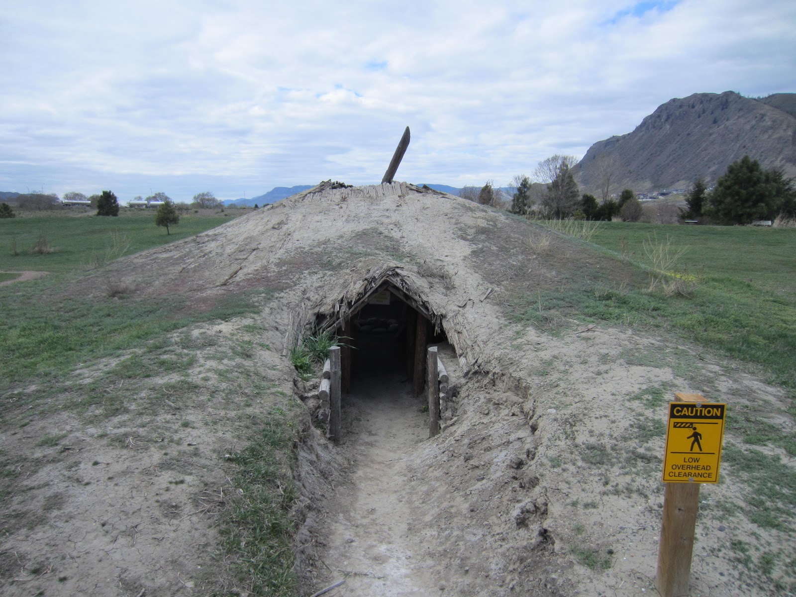 Pithouses: Kamloops Pithouses - Secwepemc Museum Spring 2013