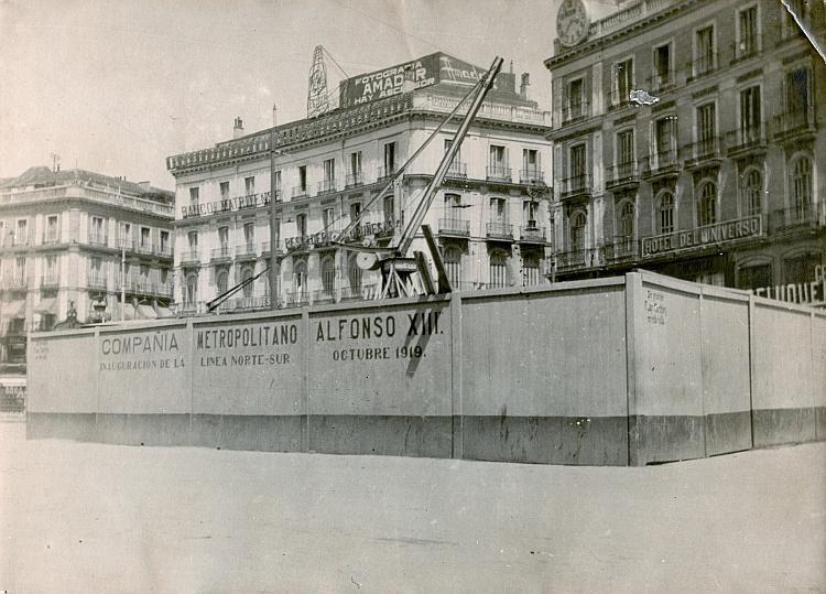 memoriademadrid: La estación de Metro de Sol en 1924