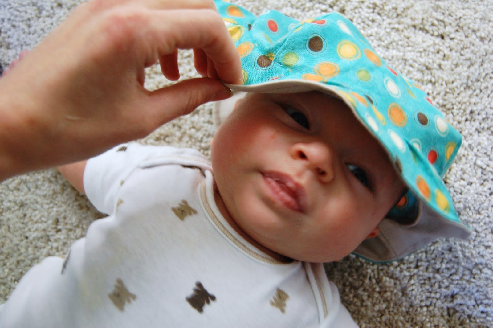 Thar She Sews!: Baby sun hats, two ways