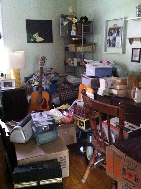 It's Our Pinteresting Life : A Messy Space and a $10 Dresser