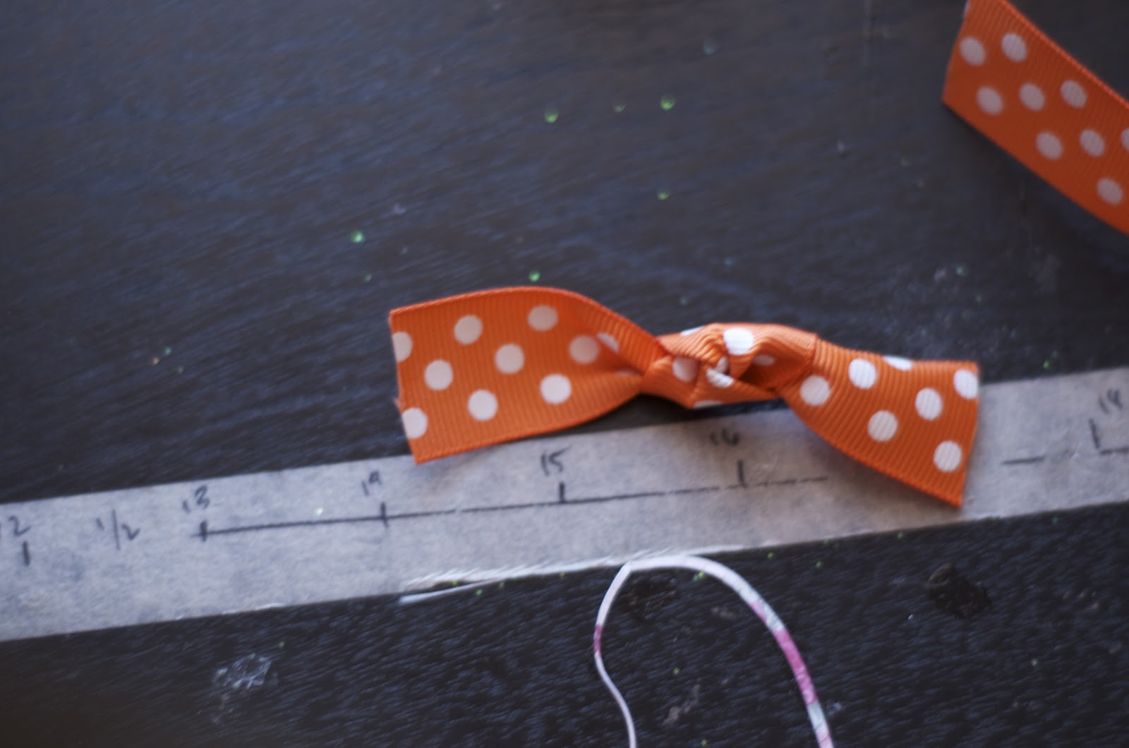 Live. Laugh. Love.: Small Layered Bow Tutorial