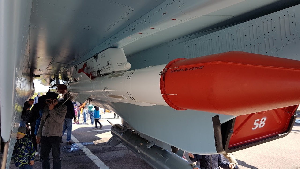 Historia y tecnología militar: MiG-31 con misiles R-37M y R-77-1