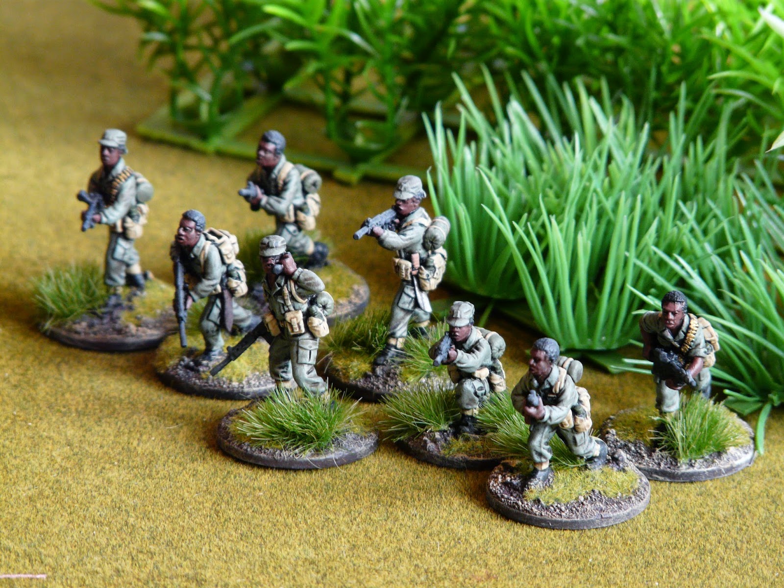 Dust, Tears & Dice: 28mm Rhodesian African Rifles - Eureka Miniatures