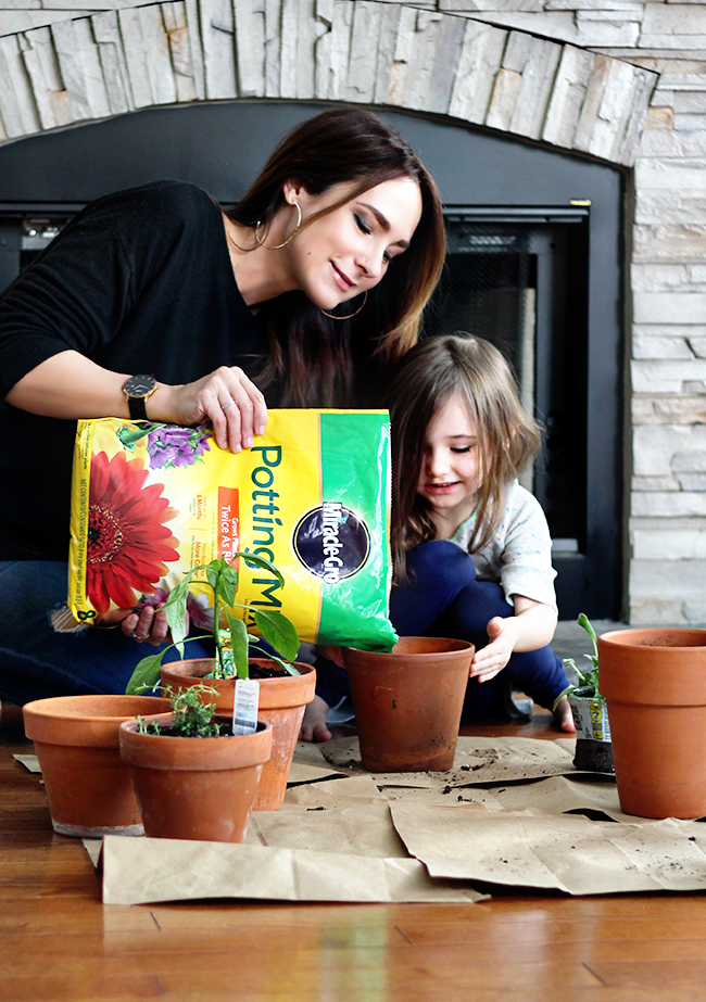 Bubby and Bean ::: Living Creatively: How Gardening Helps Kids Grow