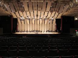 Hello USA: tilles center