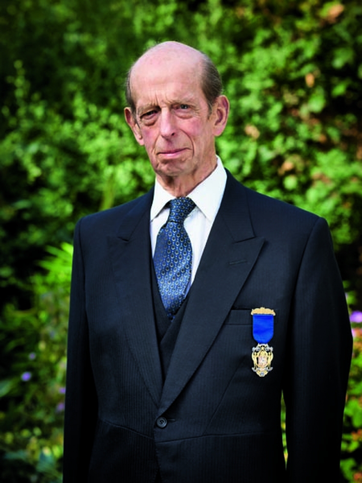 MASSONERIA E SOCIETA' (c): BUON LAVORO AL NUOVO GRAN MAESTRO DELLA GLUE