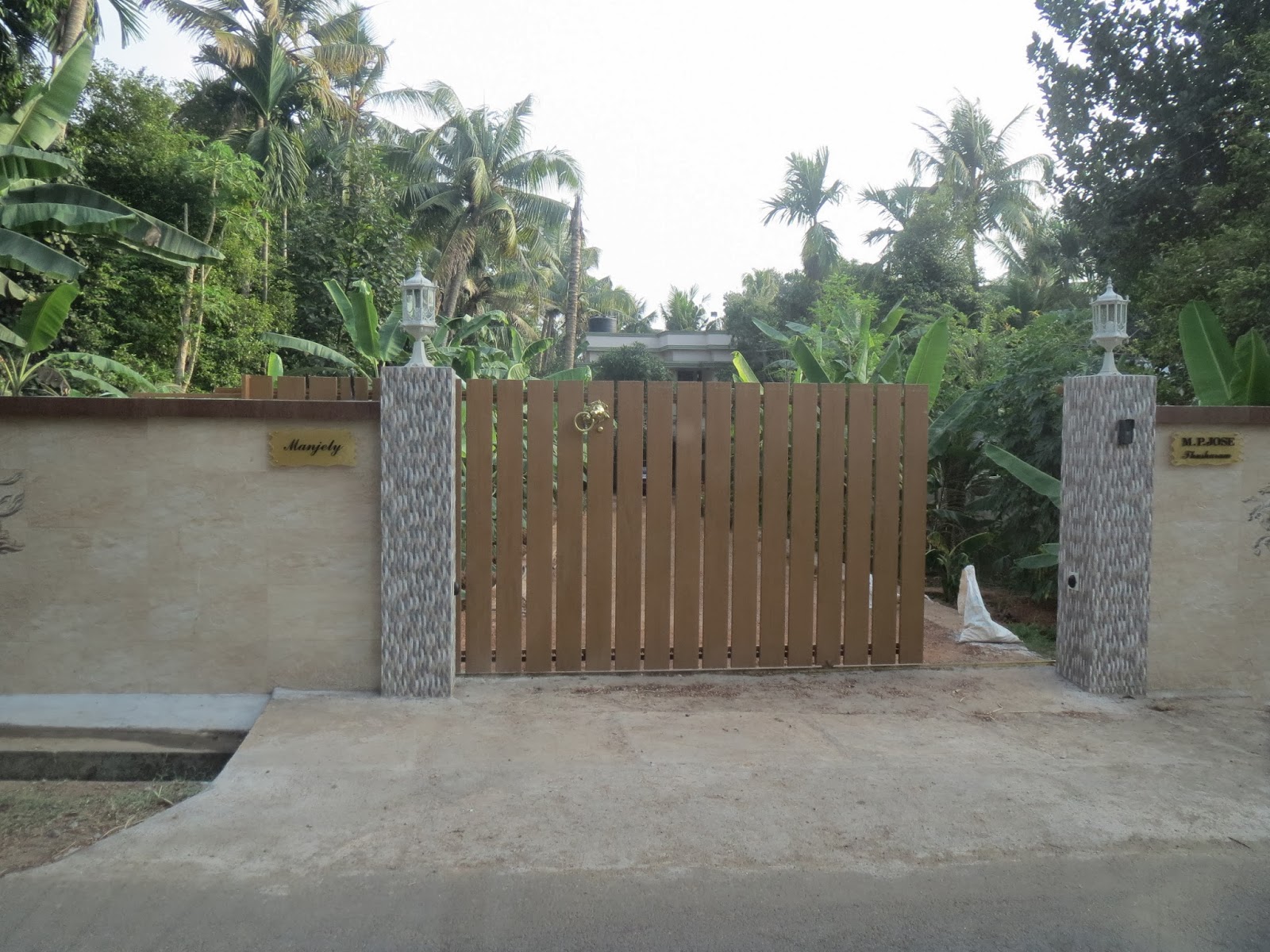 Kerala Gate Designs: Kerala House Gates