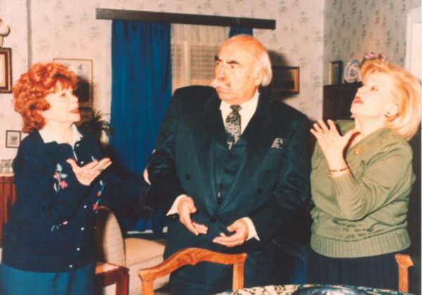 ΤΑΥΤΙΣΜΕΝΗ ΜΕ ΤΟ ΡΕΤΙΡΕ Η ΚΑΤΕΡΙΝΑ ΓΙΟΥΛΑΚΗ... ΔΕΙΤΕ ΠΩΣ ΕΙΝΑΙ ΣΗΜΕΡΑ ...