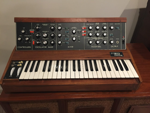 MATRIXSYNTH: Moog MiniMoog Model D 1970's