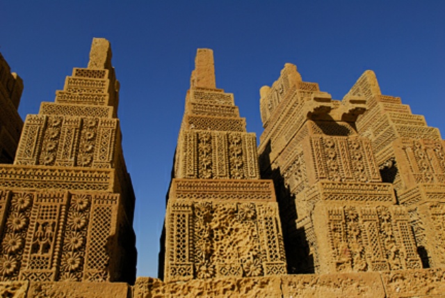 Pakistan Visiting Plases: Makli Hill Pakistan