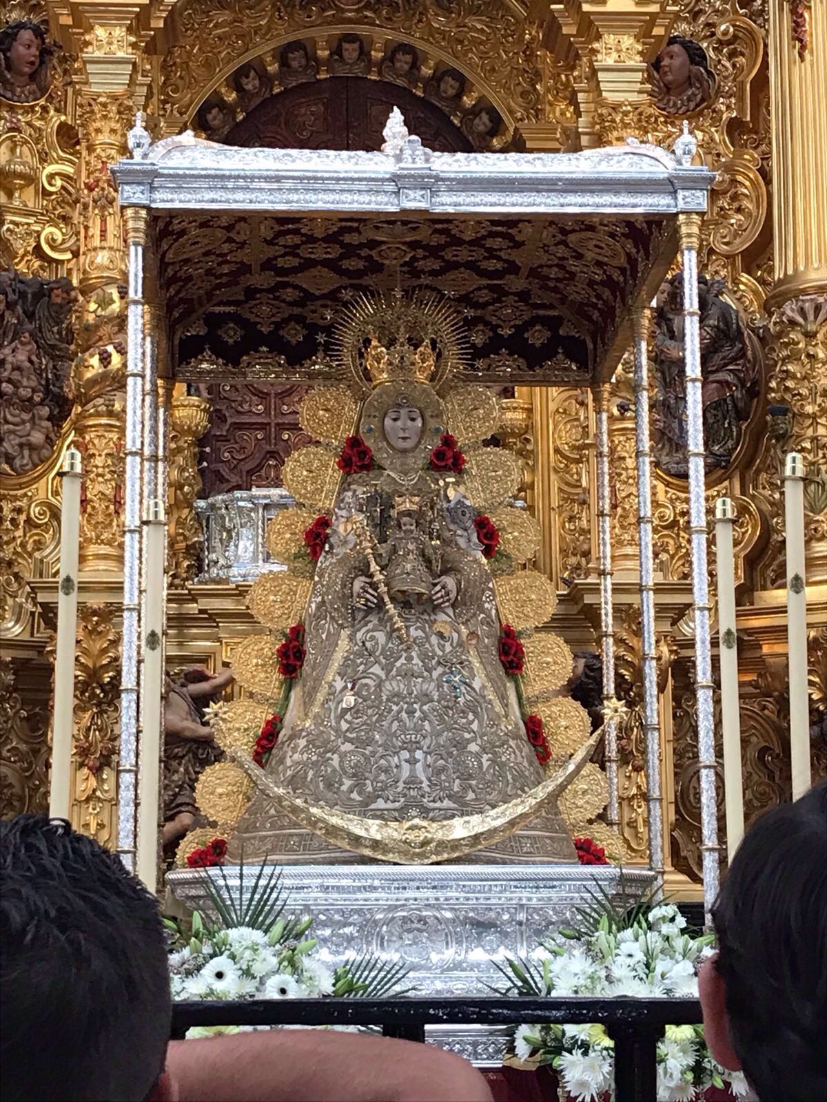 La virgen del rocío ya esta en los varales.