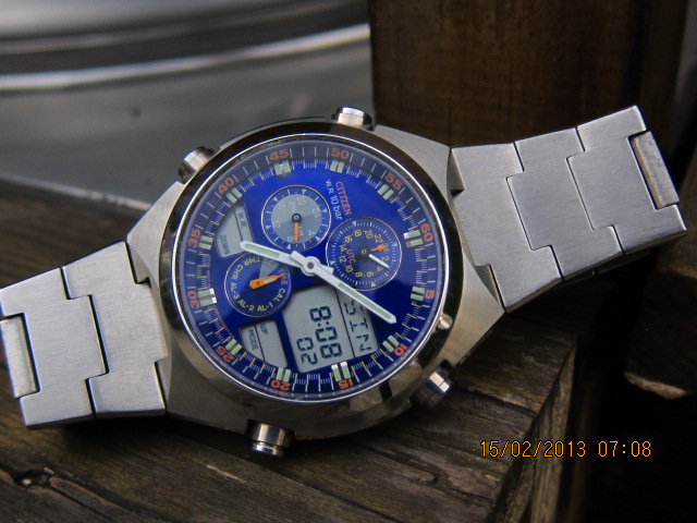 jam & watch: Citizen world time cal. C300 - blue dial (Sold)