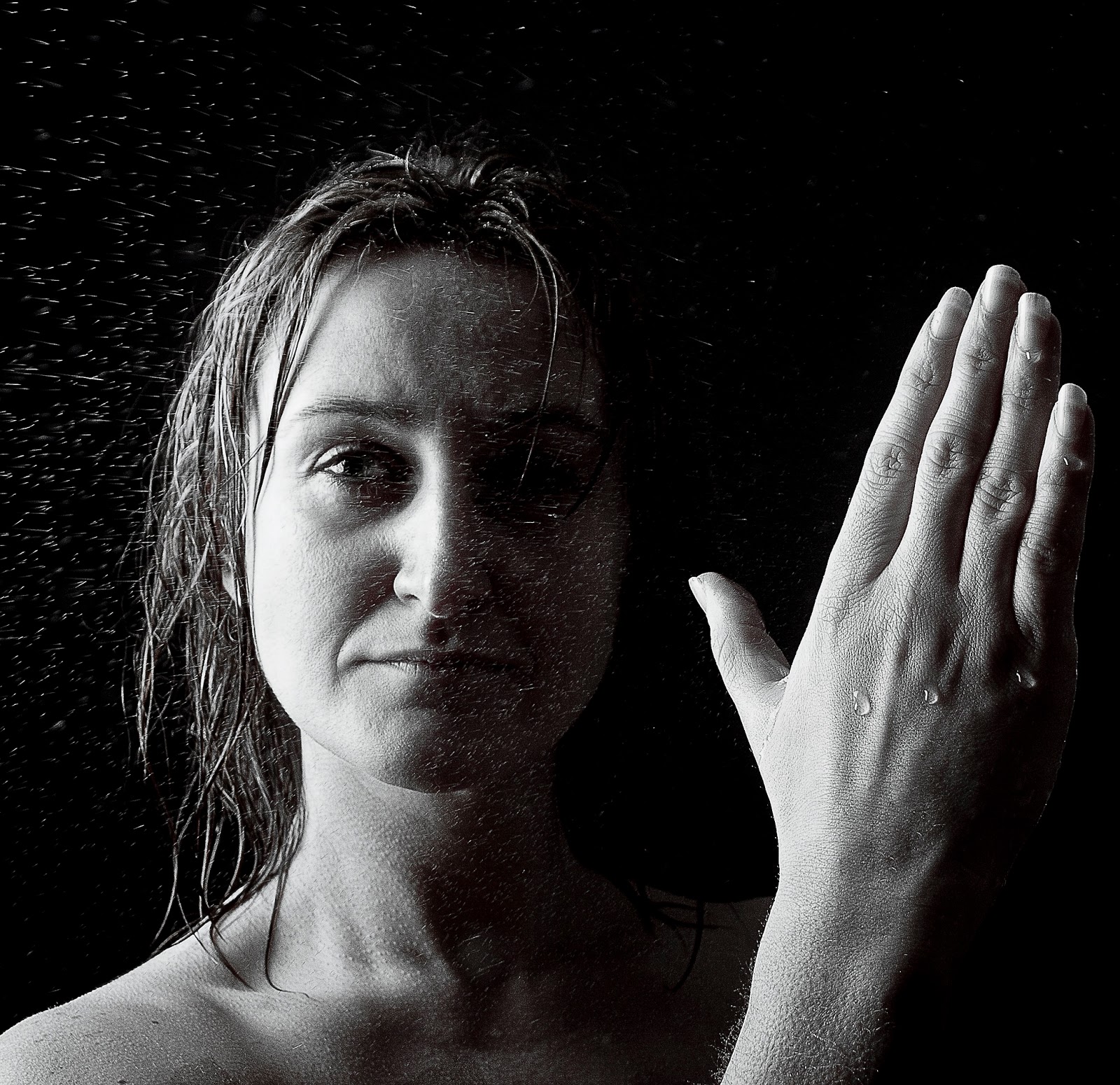 "High-handed" nghĩa là gì?