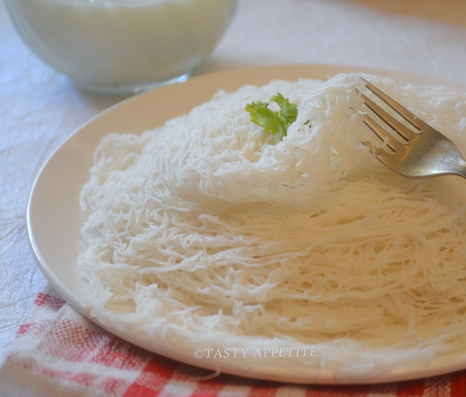 Idiyappam / Healthy Breakfast Menu / Step by Step Recipe: