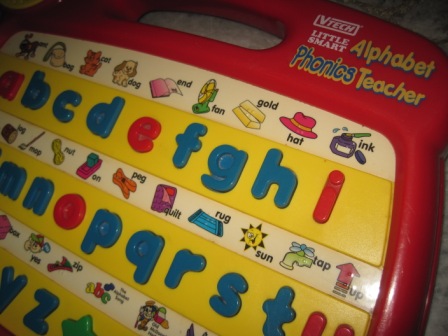 JuaiMurah: VTECH ALPHABET PHONICS DESK