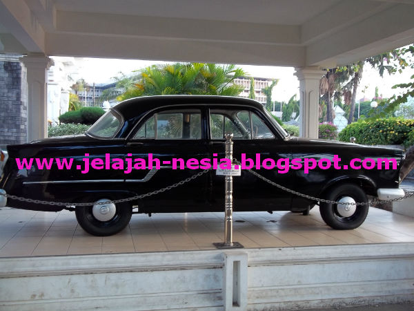 Tiga Mobil Kuno Yang Legendaris Di Jawa Timur ~ Faw_waz Otomotif