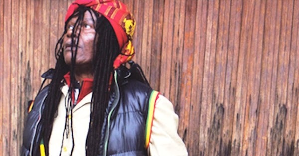 REGGAE: Winston Jarret - Family Affair (2012)