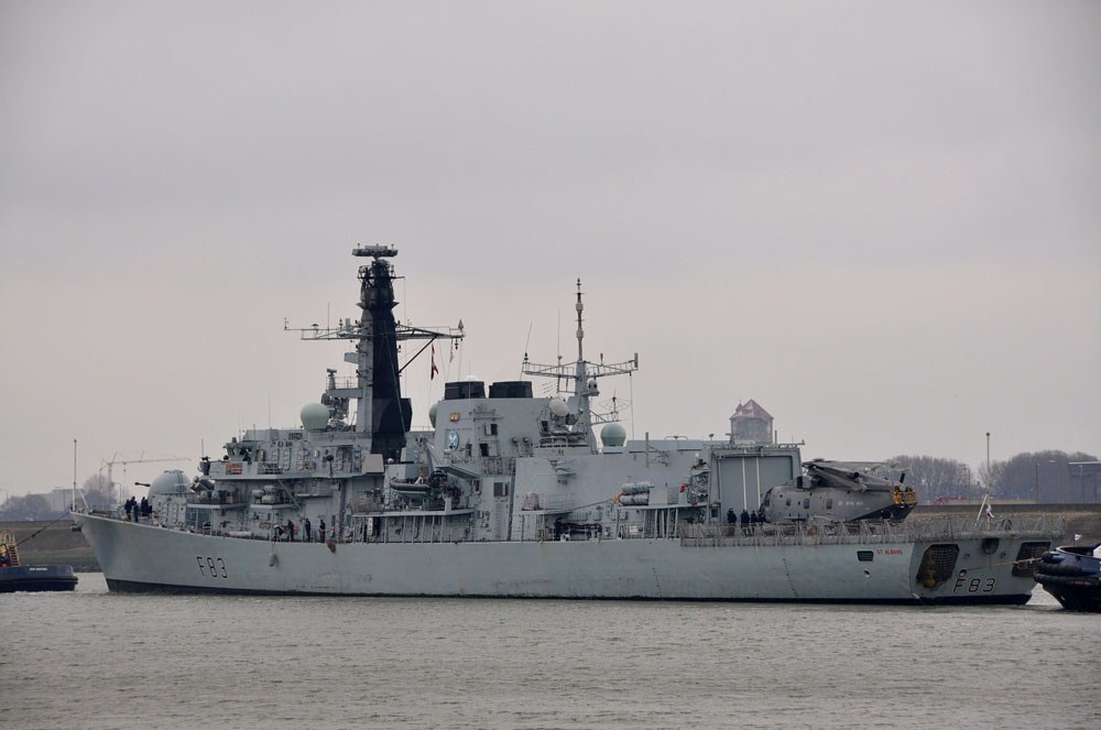 Hms St Albans F83