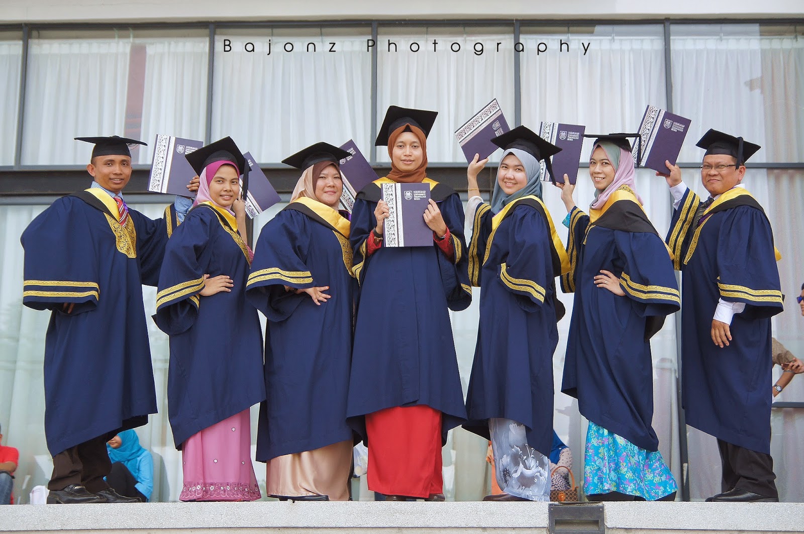 Bajonz Photography ~ Book Now!: Pakej & Harga Convocation Outdoor ...