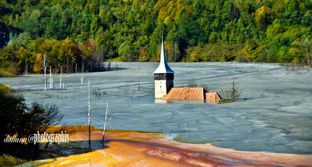 Photographis: Geamăna , Alba, Roşia Montana, România