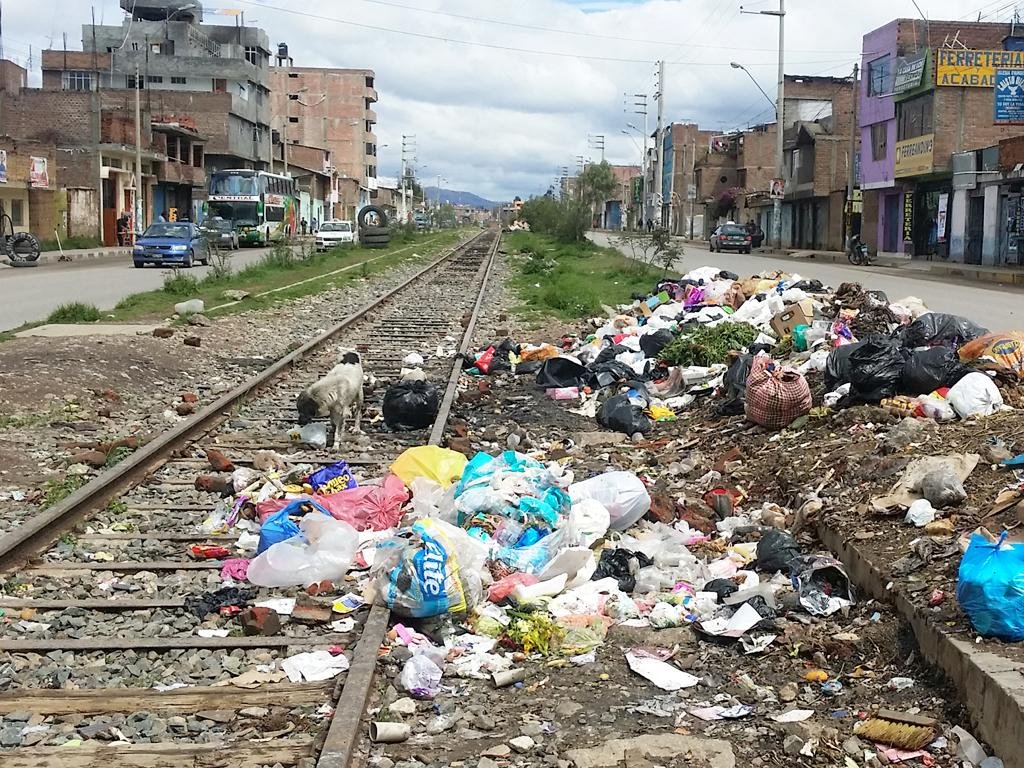 La Contaminación en nuestra ciudad de juliaca y como evitarla: mayo 2017