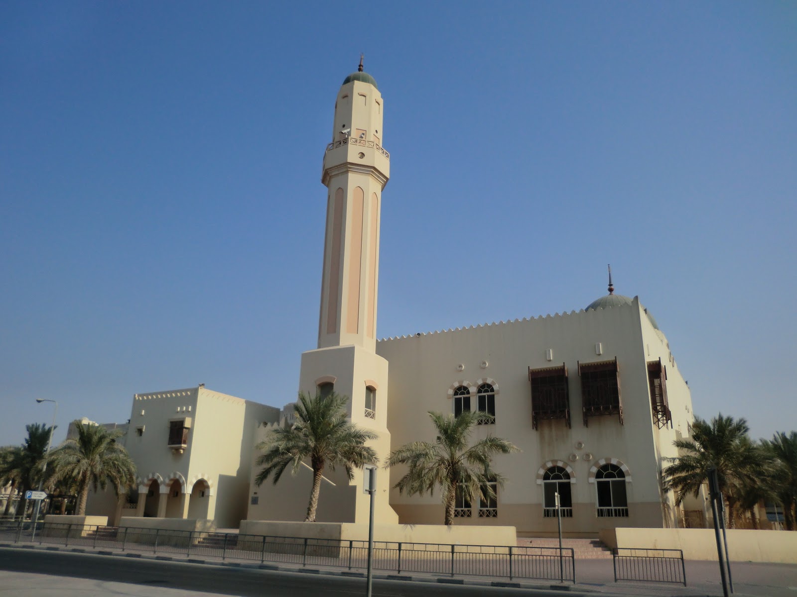 My Travels in Asia: THE MOSQUES OF DOHA