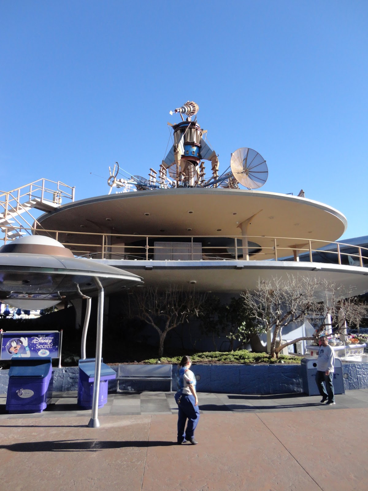 Disneyland: Tomorrowland Rocket Rods