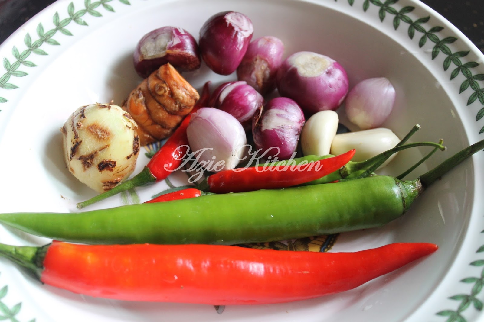 Masak Lemak Telur Itik Yang Sedap dan Cantik - Azie Kitchen