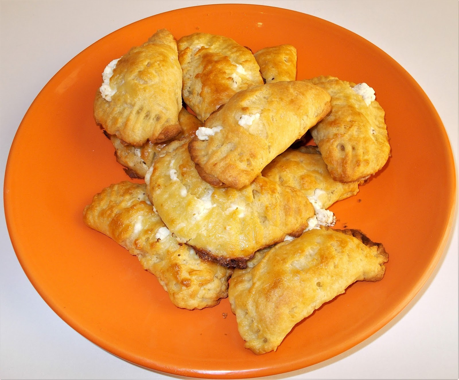 Οι συνταγές του Δία!Dias recipes!: Πεντανόστιμα τυροπιτάκια κουρού Mini ...