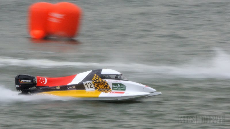 Kriegster's World: Formula 1 H20 Power Boat Racing 2011 (Singapore) Day 2