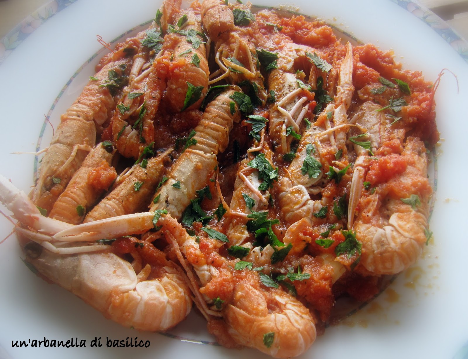 un'arbanella di basilico: Scampi alla busara e sfogliata alla ...