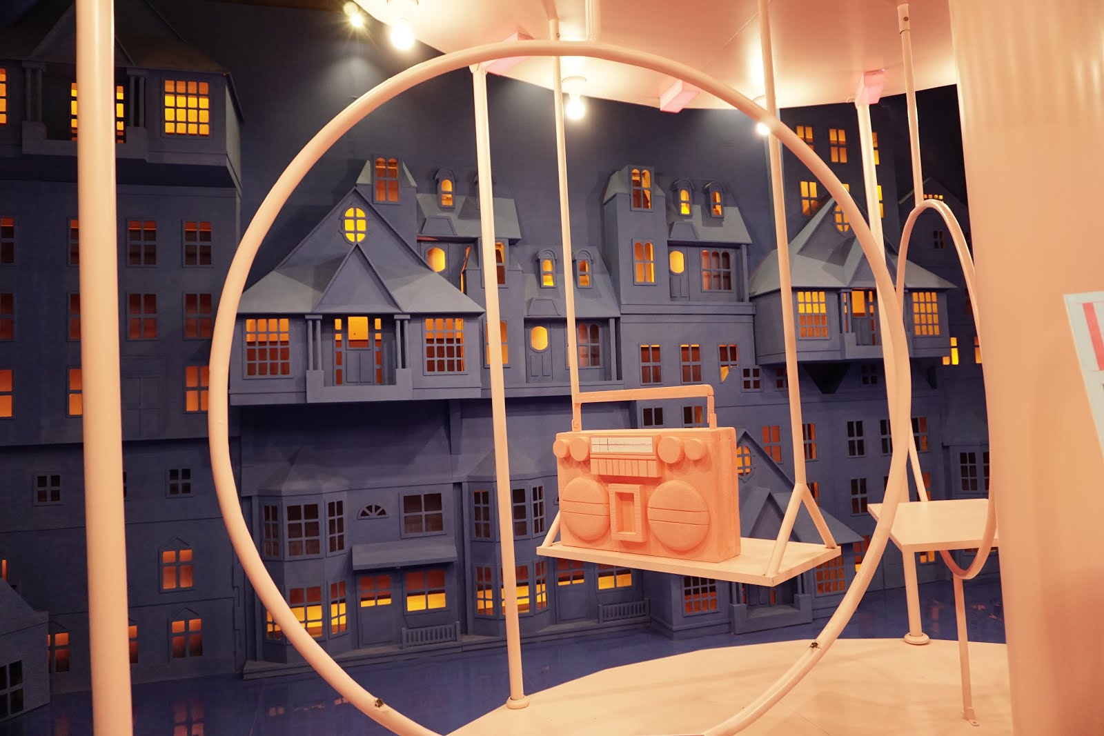 [Art]: Haluu World - Stevie Wong