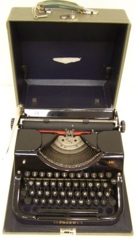 oz.Typewriter: Mercedes Typewriters