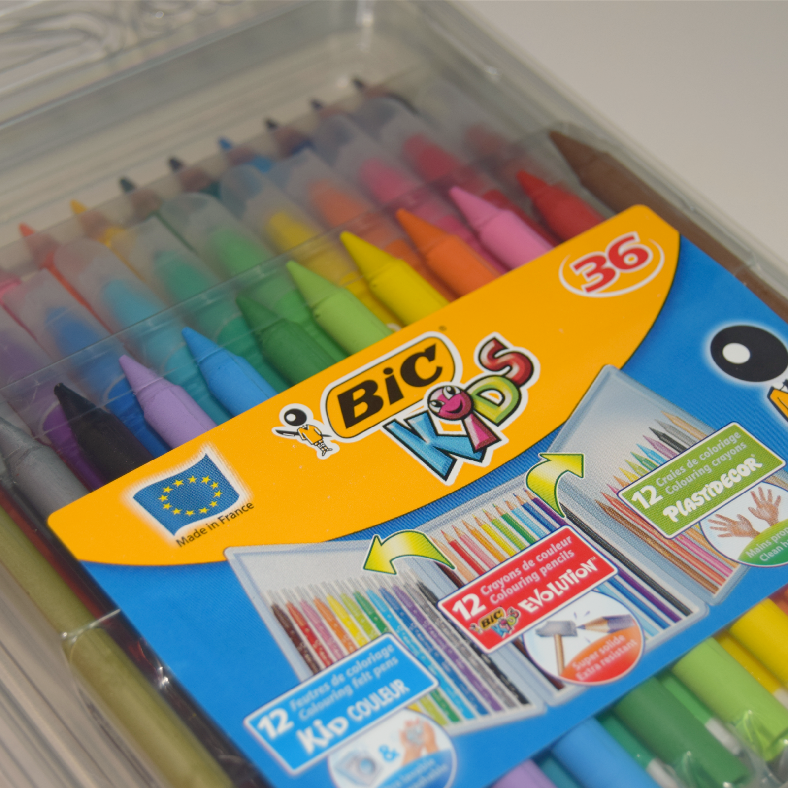 Wafflemama.: Rainy Day Colouring Fun With BIC (Giveaway)